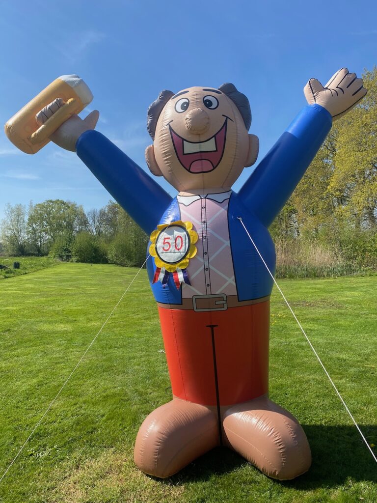 Opblaaspop Abraham feest - Tommies Verhuur Uden